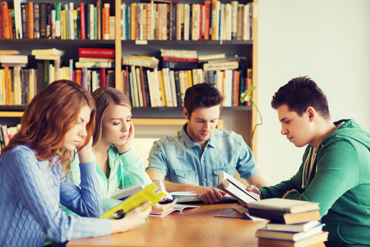 Must read books for economics students - Oxford Royale